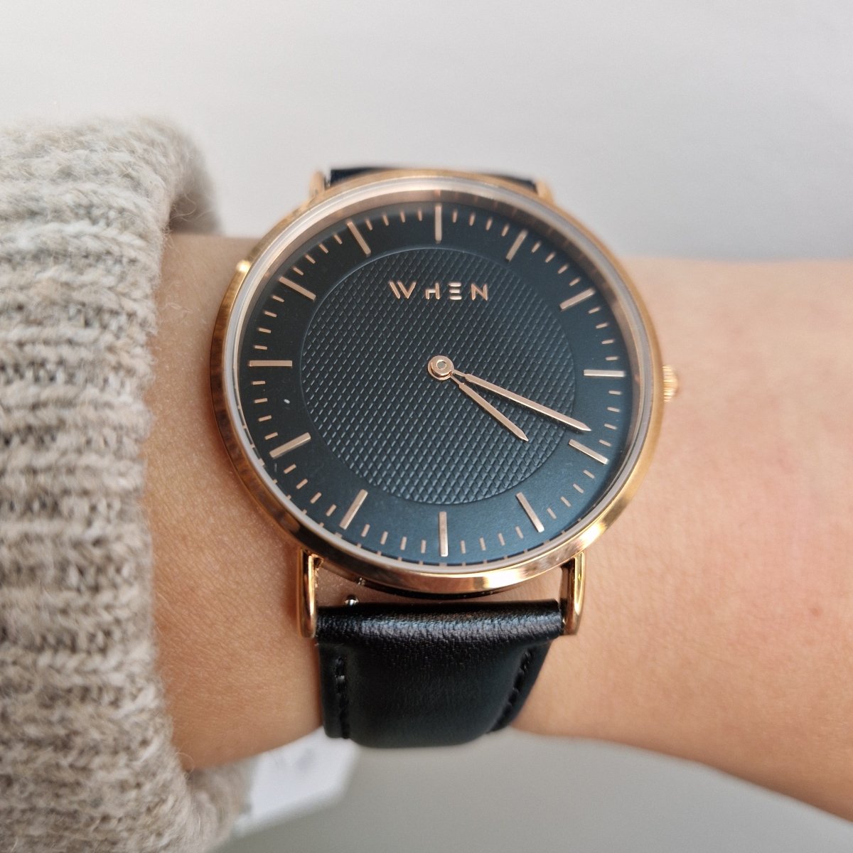 Klocka When classic rosé & black - Smyckesbutiken