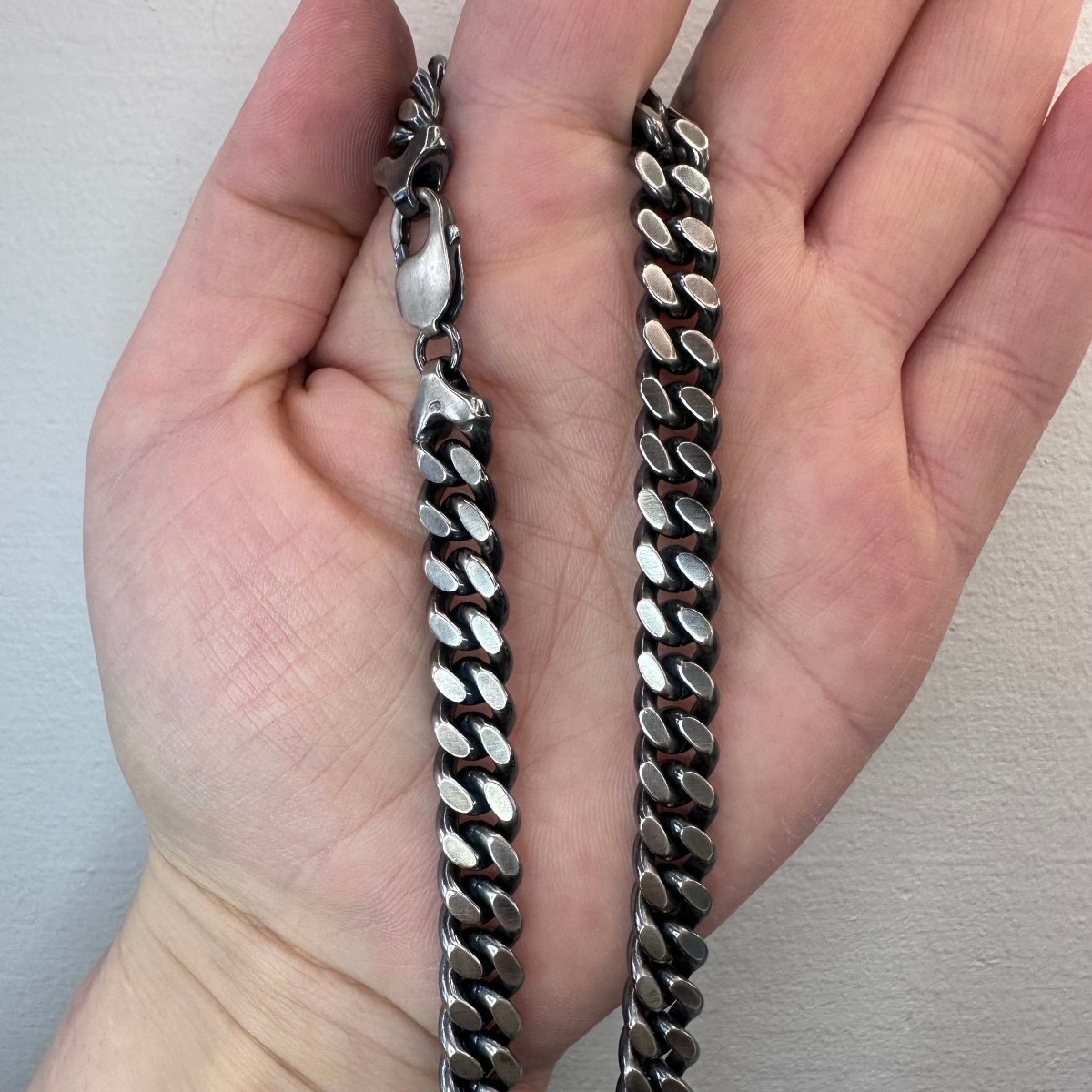 Pansar halsband oxiderad sterling silver - Smyckesbutiken